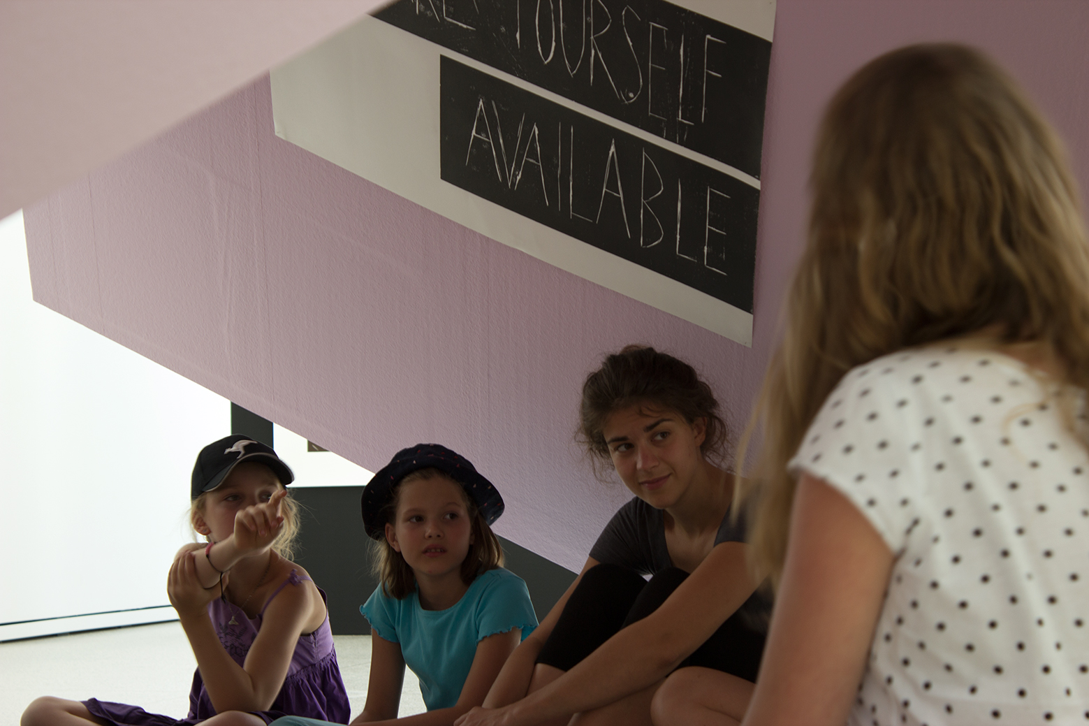 Annette Weisser — Make Yourself Available, Heidelberger Kunstverein, 2013